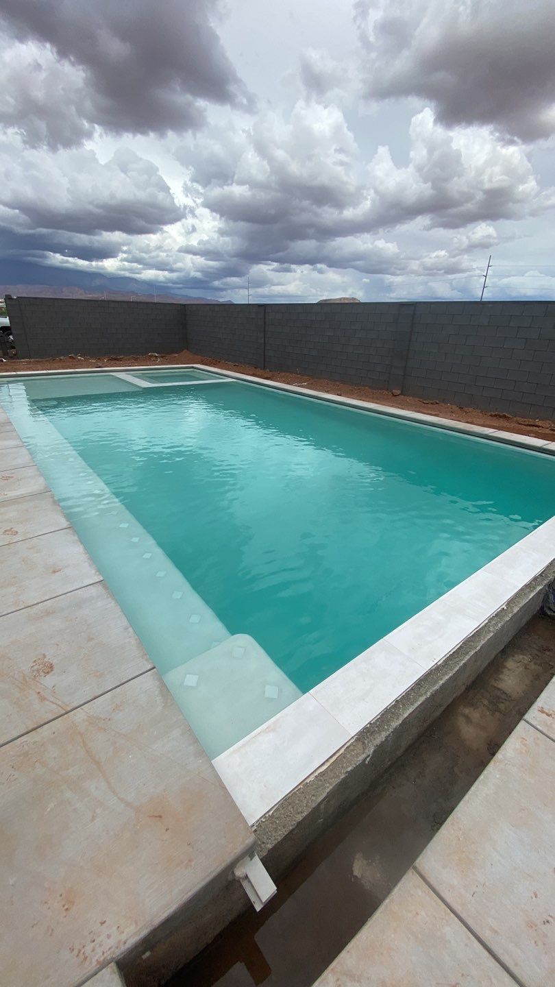 Swimming Pool Plastering - St. George| Blue Glass