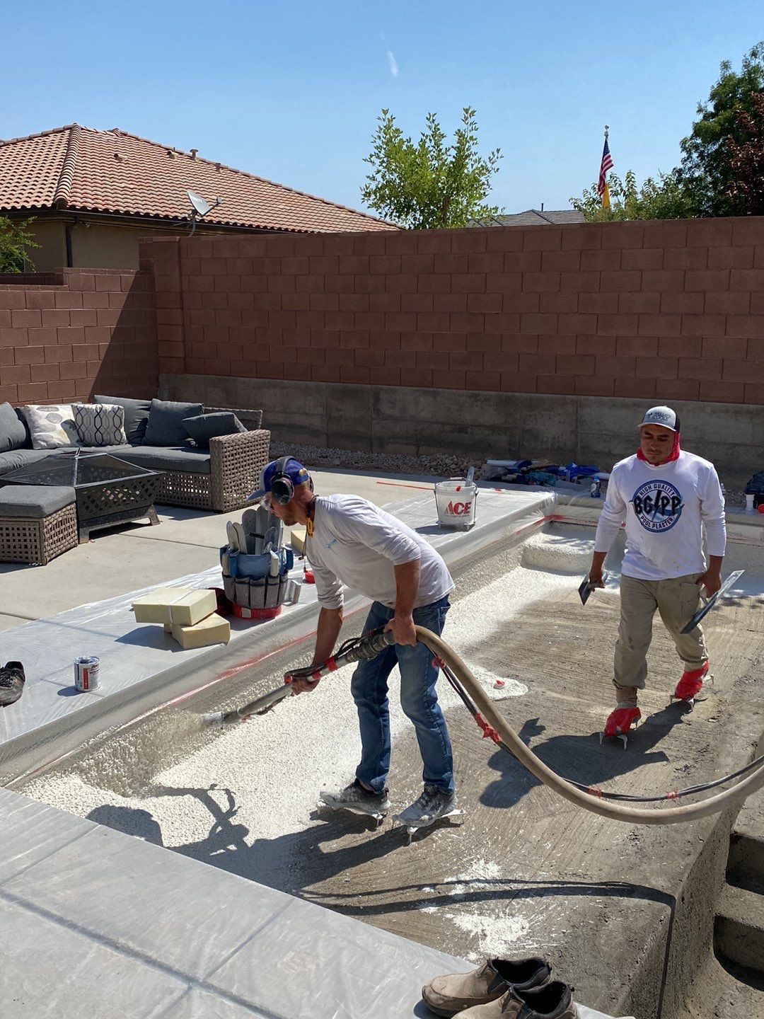 Blue Glass Pool Plastering | St. George, UT